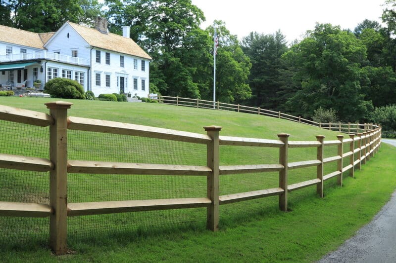 Riverside Fence: Fence Installation Portfolio Showcase