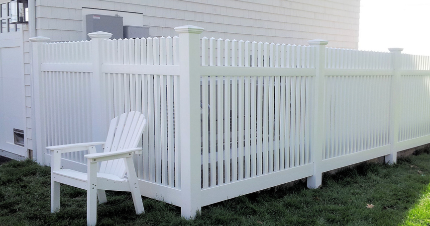 Types of Vinyl Fences - Riverside Fence